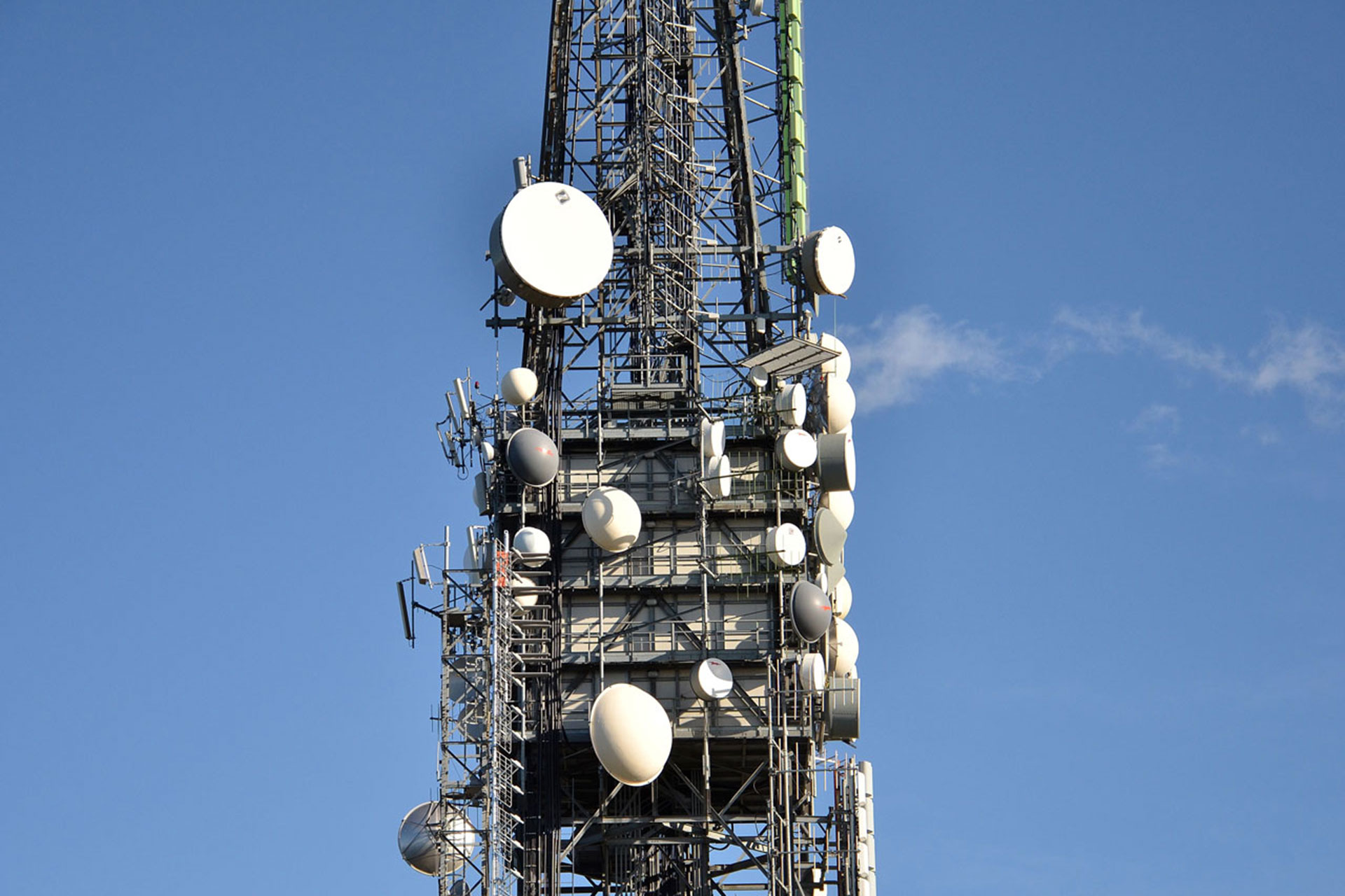 Fans for ICT and the electronics industry