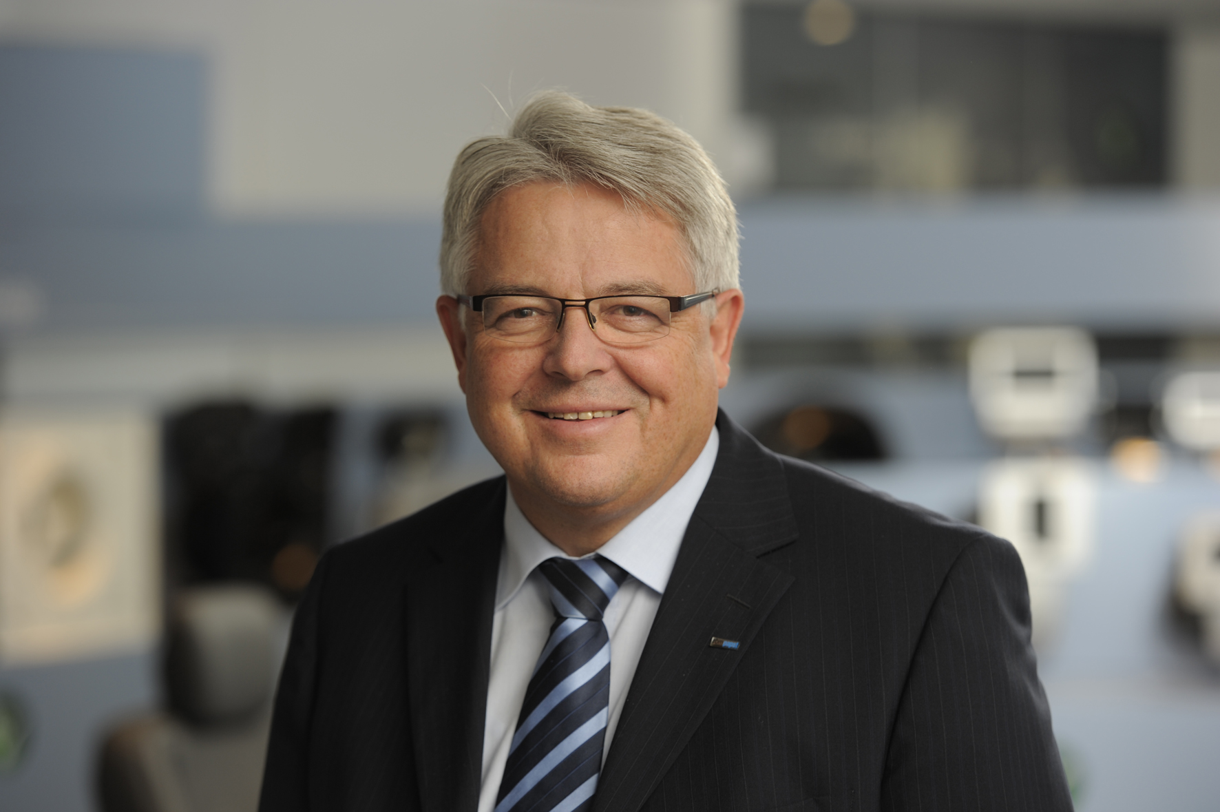 Alfred Müller retiring